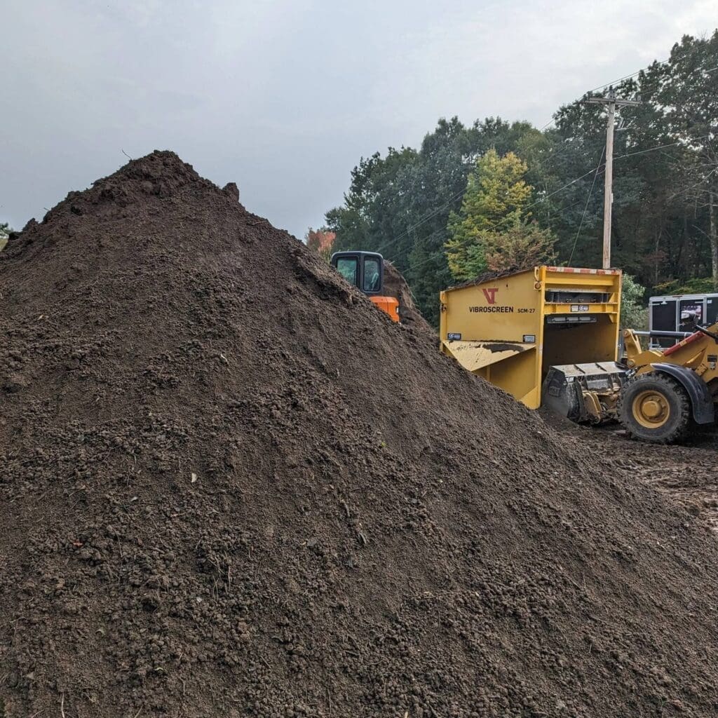 Topsoil & Compost - Grumps Landscape Center